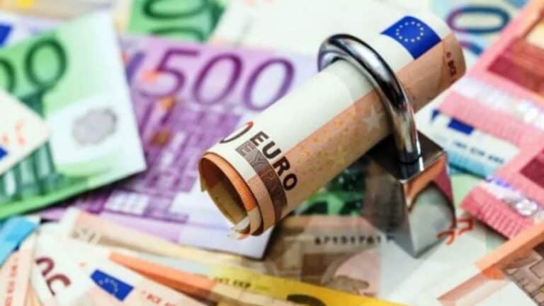 Πώς λειτουργεί ο ακατάσχετος λογαριασμός; | Banks.com.gr